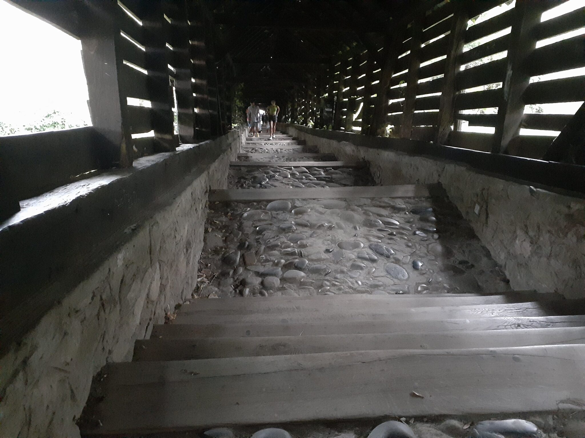 シギショアラ(Sighisoara)で街歩き：観光と見どころ | Mai and Chris Travel