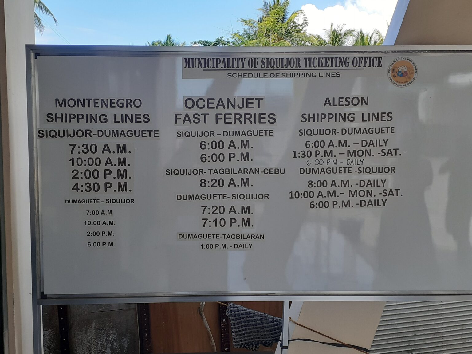 Travelling on the Fast ferry from Siquijor Island to Bohol Island ...