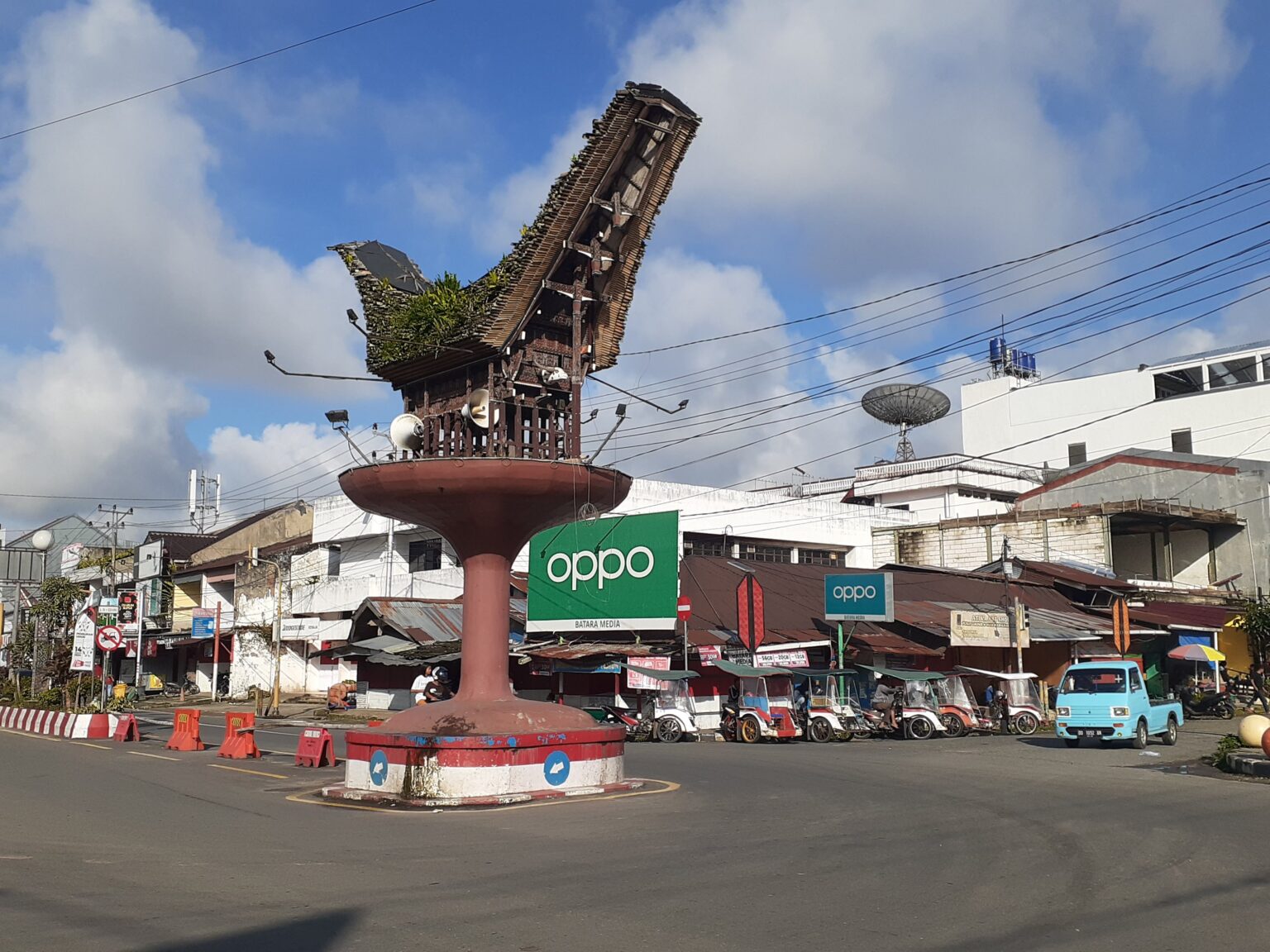 Bus journey from Tana Toraja (Rantepao) to Tentena: final destination ...