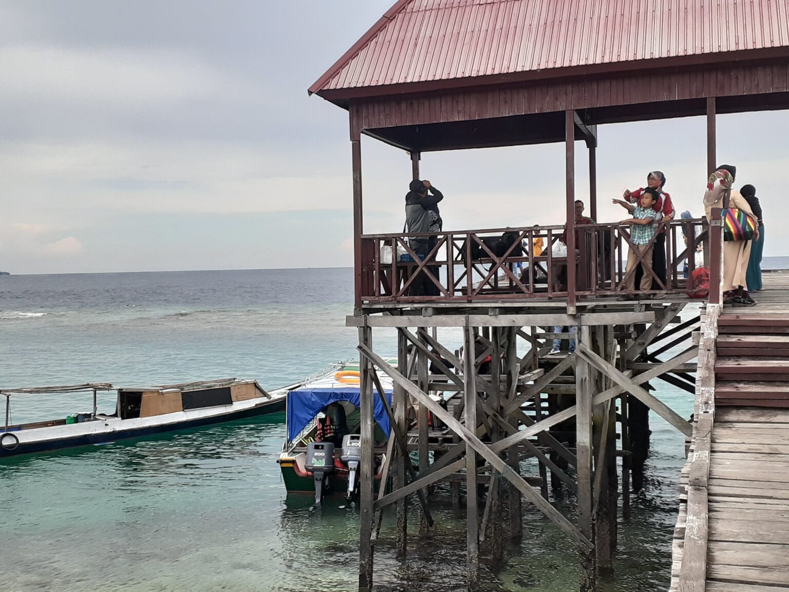 How to get from Berau (Tanjung Redep) to Maratua Island, Speedboat Trip ...