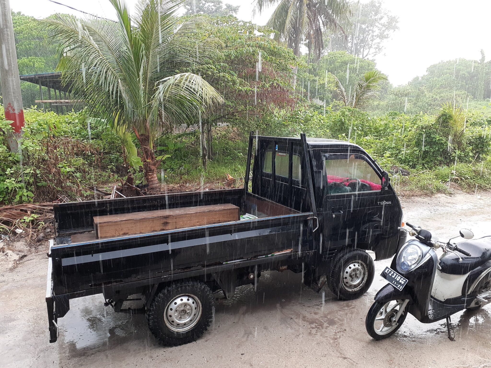 from Maratua Island to Tarakan via Derawan: We Took a Speedboat and it ...