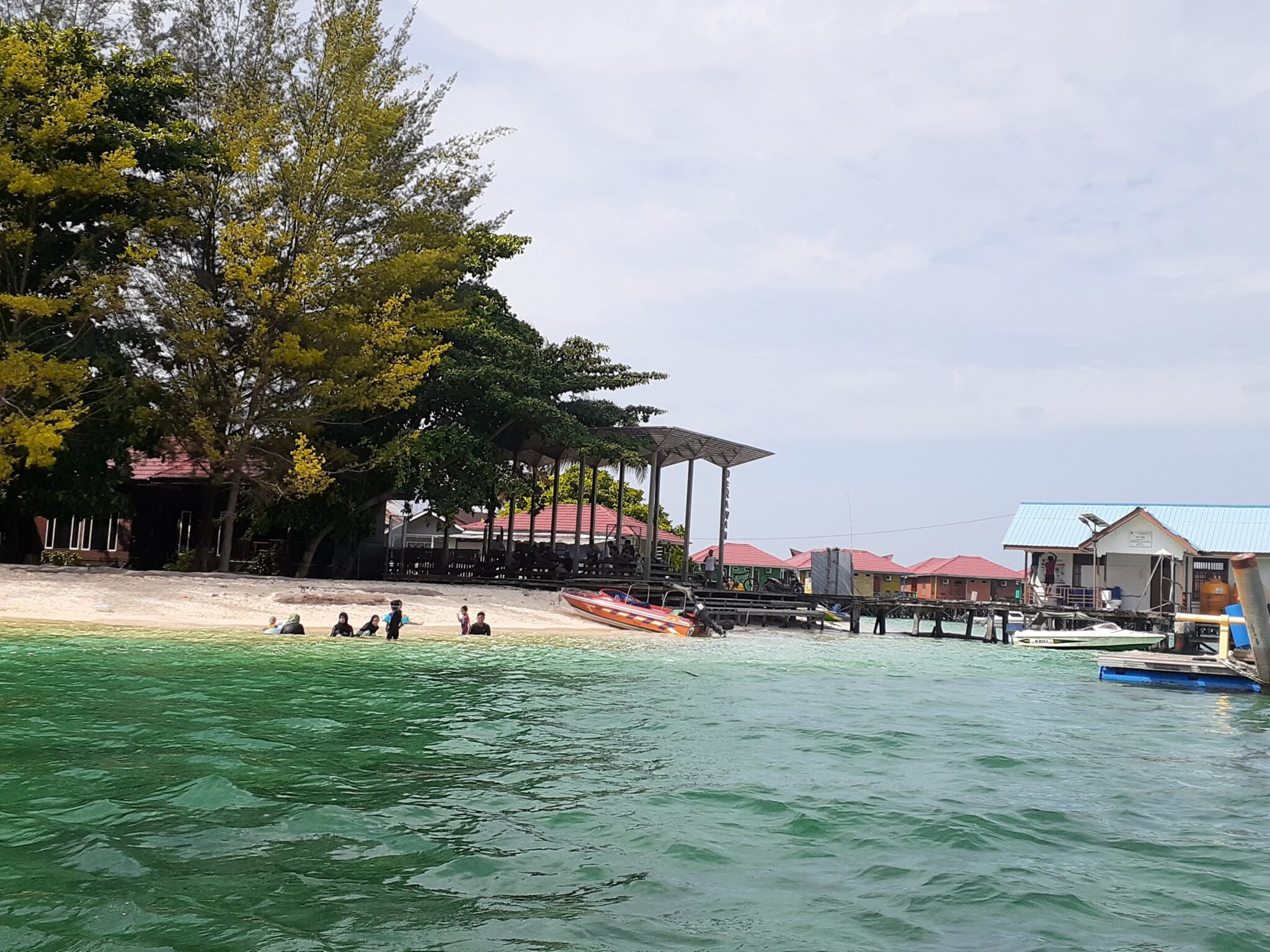 from Maratua Island to Tarakan via Derawan: We Took a Speedboat and it ...