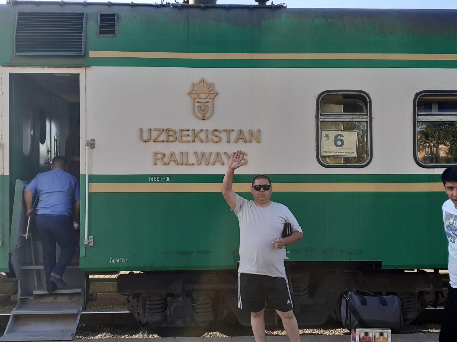 Tashkent to Nukus on a First Class Sleeper Train – Uzbekistan Railways ...