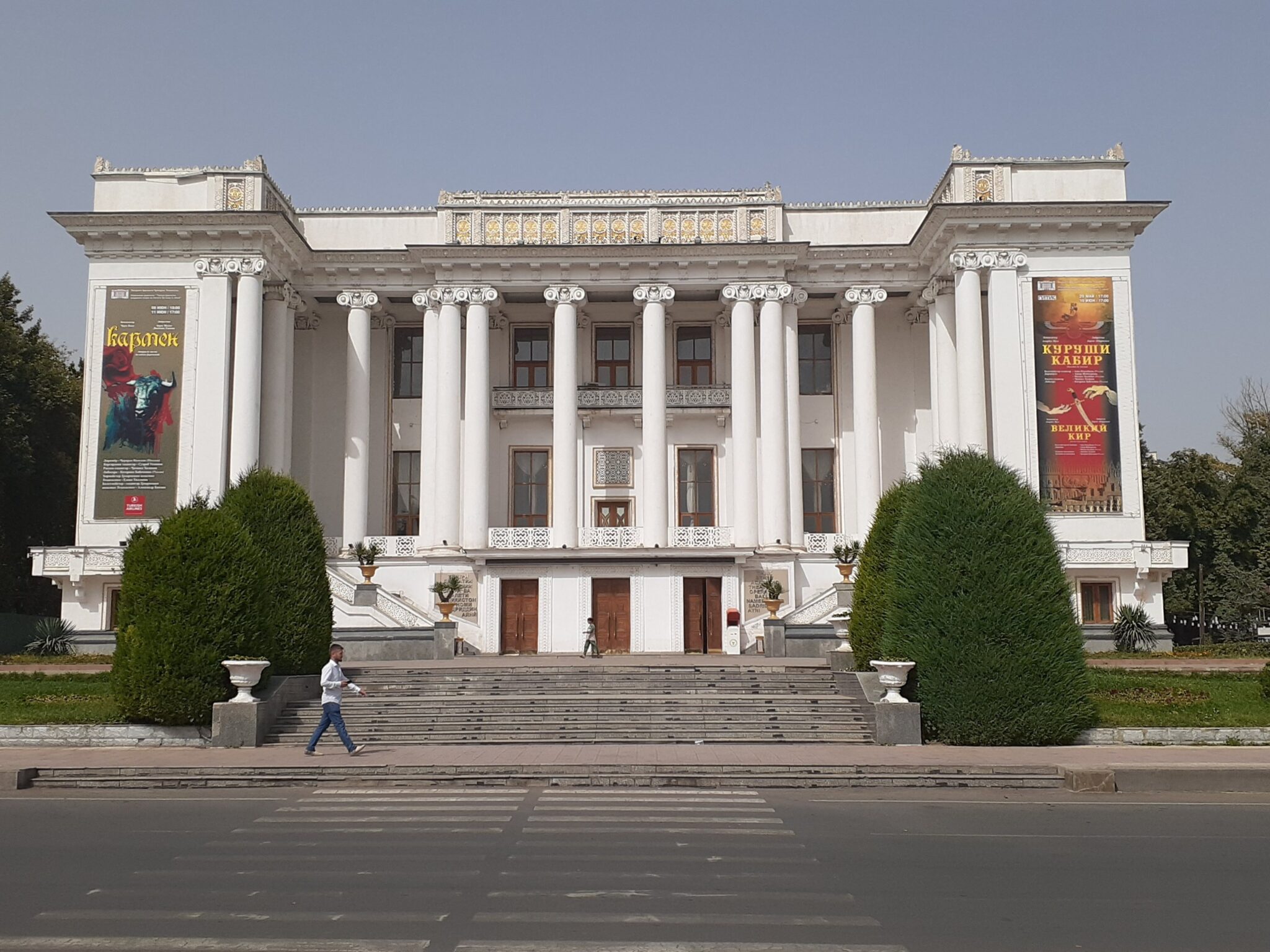 14 Sightseeing Spots in Dushanbe: Kitsch Soviet Architecture | Mai and ...