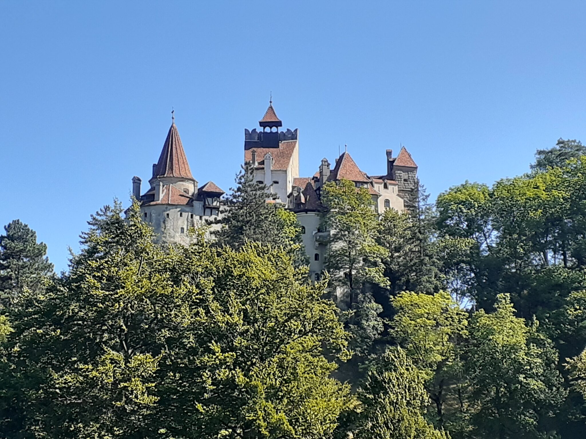 Visiting Bran Castle: Day trip from Braşov, Part 1 | Mai and Chris Travel