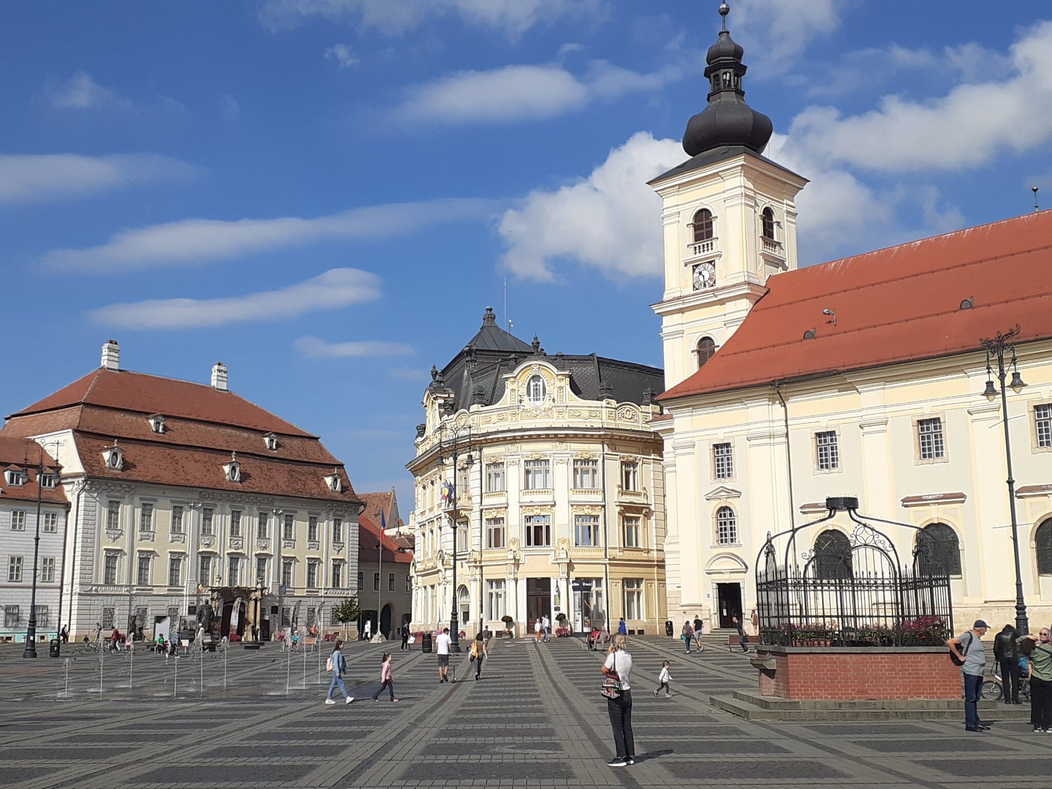 Walking around Sibiu: Free Sightseeing and Attractions | Mai and Chris ...